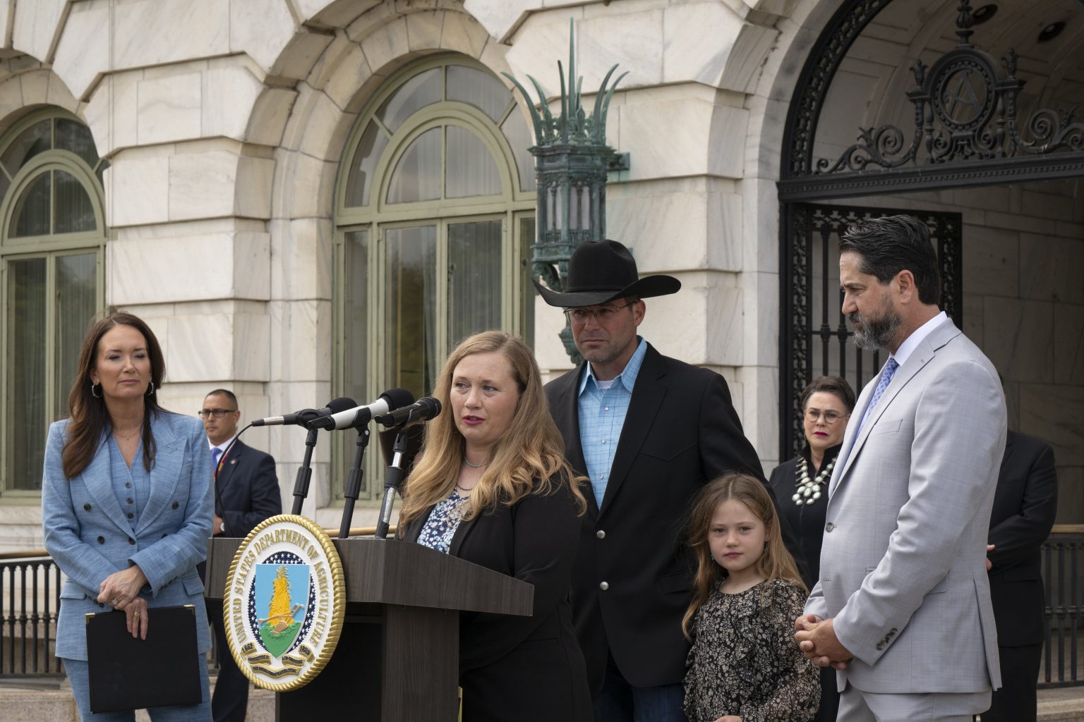 Maude family hosted by U.S. Secretary of Ag in Washington - High Plains ...