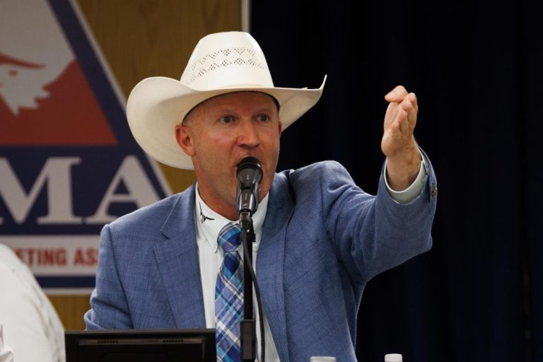 Dean Edge wins World Livestock Auctioneer Championship - High Plains ...